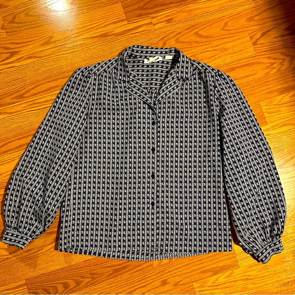 Lady Manhattan | Tops | Vintage Lady Manhattan Navy Purple Paisley ...